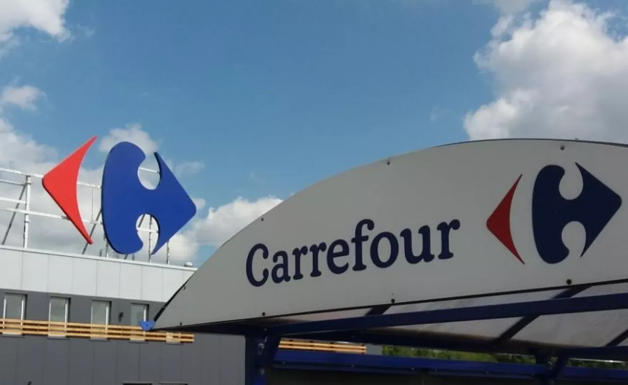 Carrefour Polska w pierwszym półroczu zwiększył sprzedaż o ponad 8,8 proc.